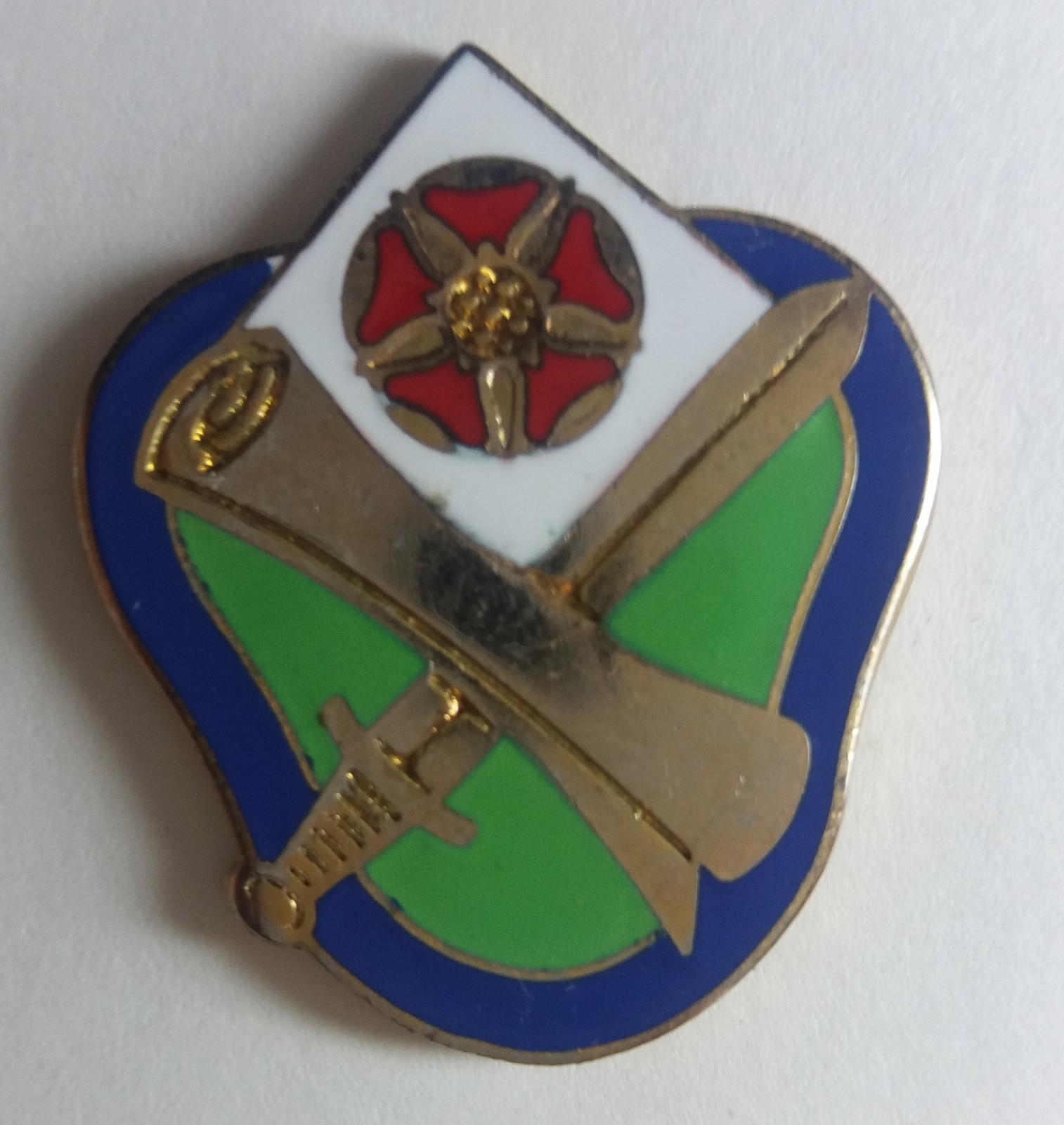 US Army 451st Civil Affairs Group DUI Unit Insignia Pin Susco S-21 ...