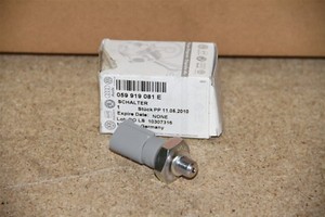 VW Audi Beetle Q7 V5 oil pressure switch 059919081E New genuine VW part ...