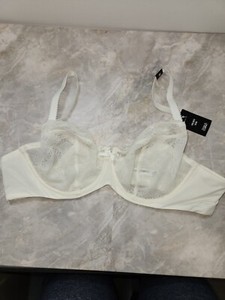 The Levi Queen | eBay Stores