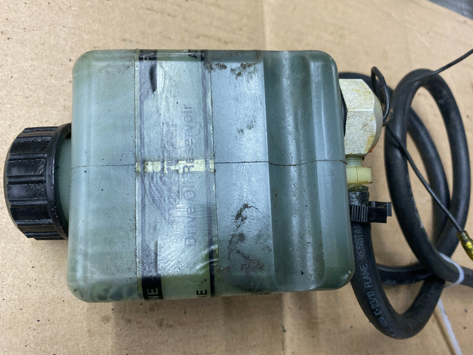 Mercruiser Drive Oil Bottle Reservoir INV # 12 | eBay