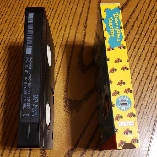 THERE GOES A MONSTER TRUCK VHS 💎VERY RARE💎HTF Bonus There goes a ...