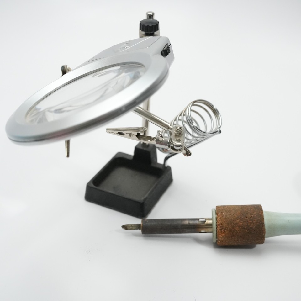 Weller Heavy Duty Soldering Iron With Magnifying Work Stand | eBay