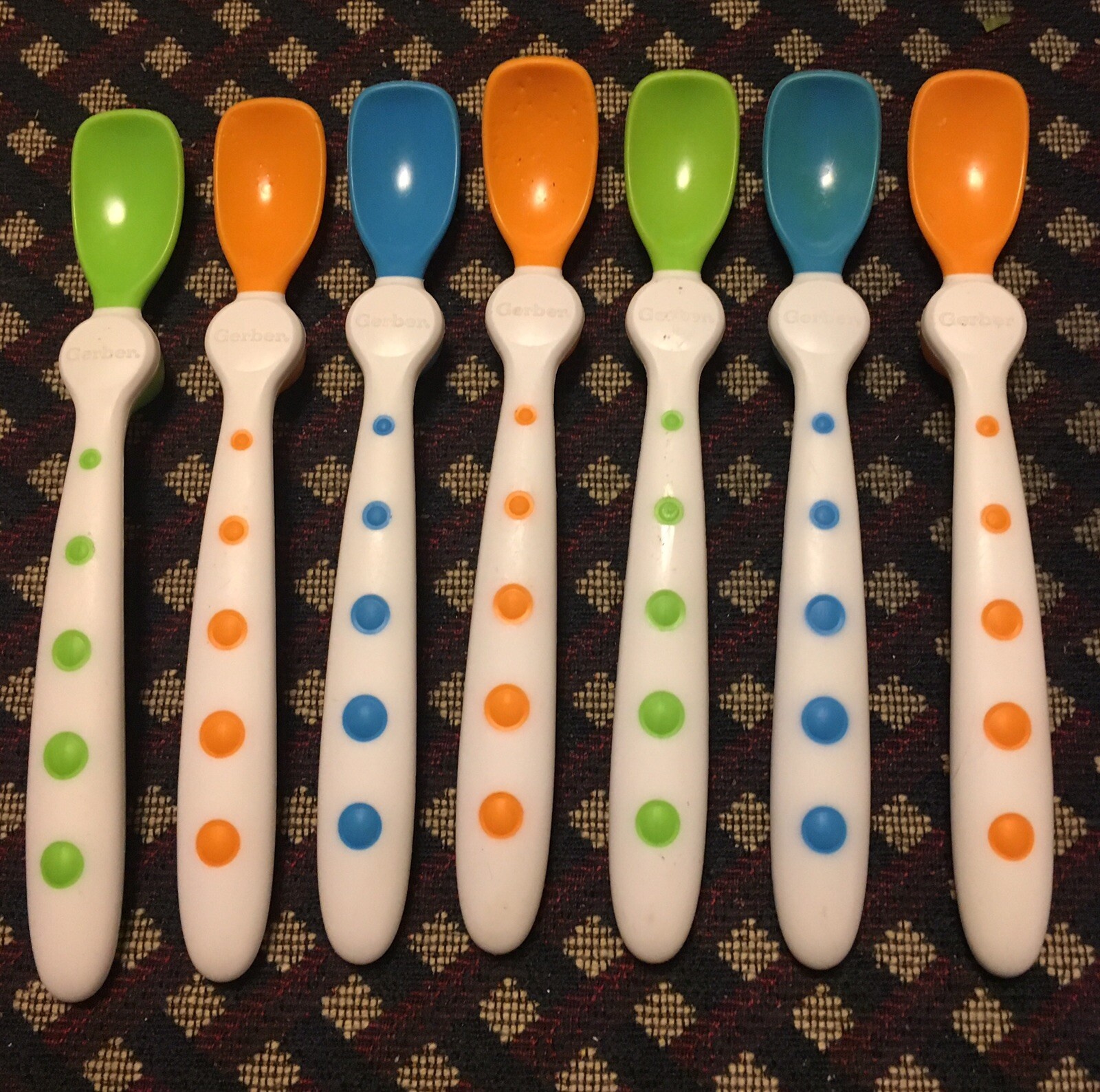 Gerber Kiddie Cutlery Toddler Spoons....Set Of 7..(3 Orange, 2 Blue & 2 ...