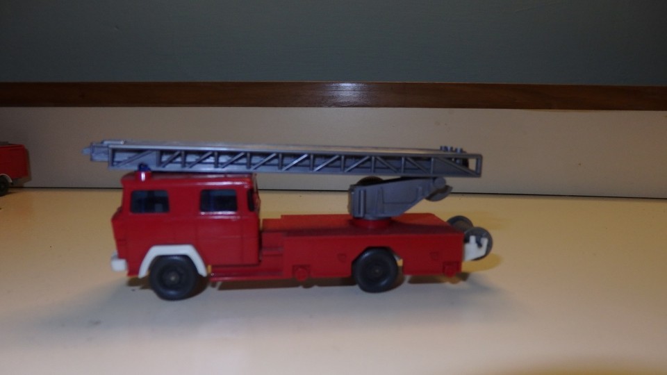 Wiking 1/87 HO - Mercedes Fire Truck | eBay