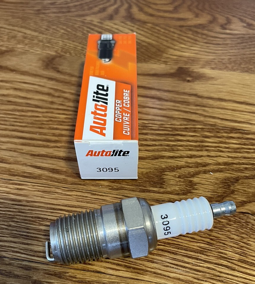 4 Maytag Gas Engine 92 Spark Plug Autolite 3095 Hit Miss Motor 1/2 ...