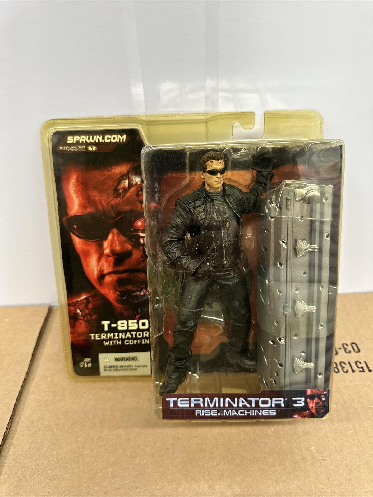McFarlane Toys T-850 Terminator with Coffin Terminator Action Figure ...