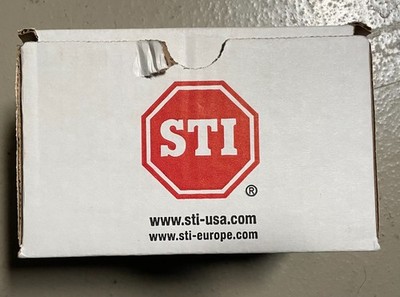 STI SS2400EM-EN Stopper Station – Blue Push Button – Key-to-Reset ...