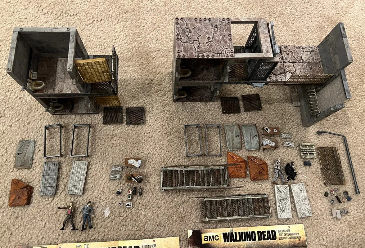 3 Walking Dead building sets: Prison Catwalk, Upper Prison Cell, Lower ...