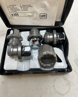 2007-2023 GM Wheel Lock Kit, Chrome 85548789 genuine OEM | eBay