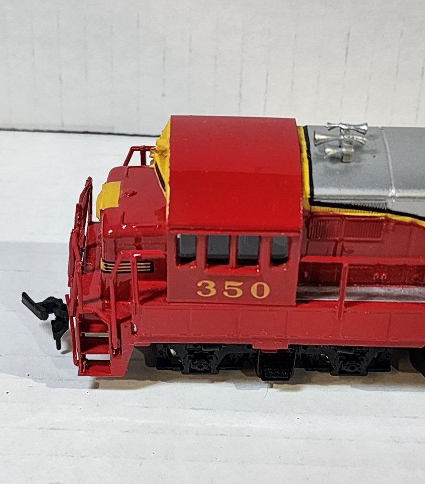 Bachmann HO Scale Santa Fe 350 Powered Diesel Locomotive | eBay