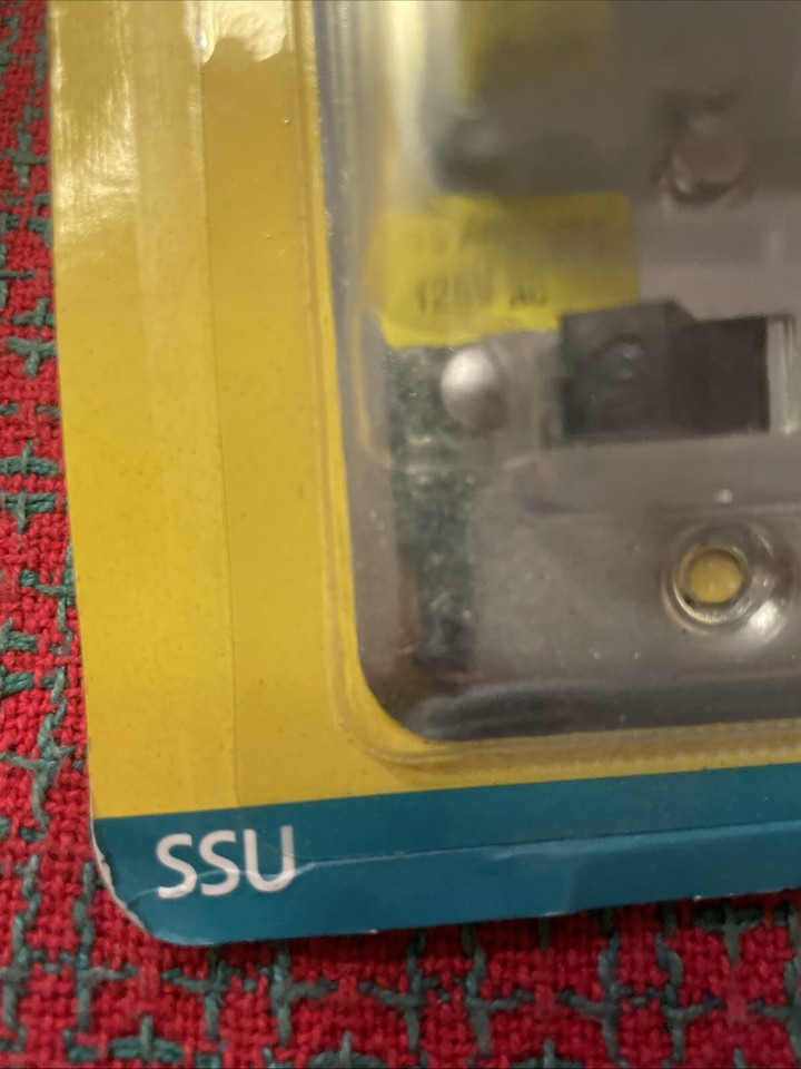 EATON CORPORATION SSU Fuse Accessory, Cover, Plug Fuse Box, 125V, 15A ...