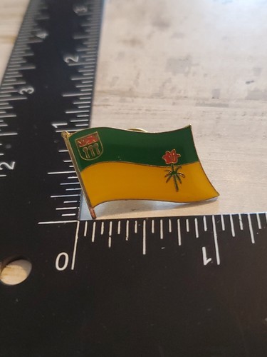 Saskatchewan Flag Lapel travel souvenir Pin Canada Tr | eBay