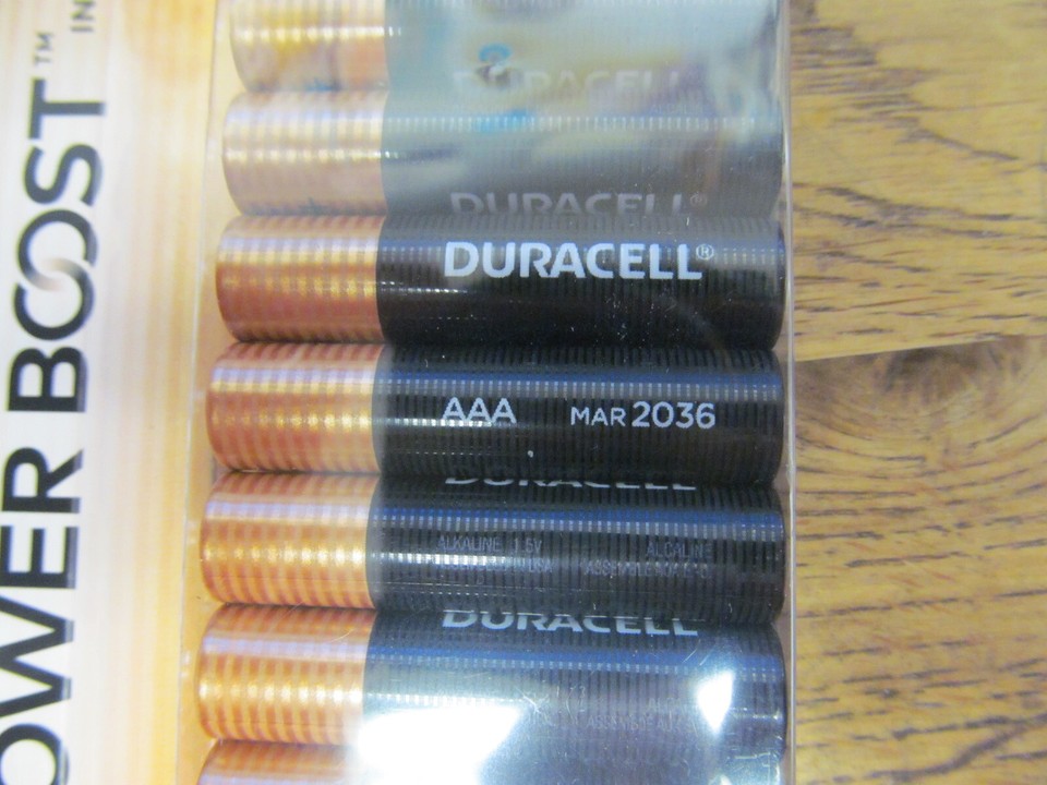 NEW 16 PACK DURACELL AAA POWER BOOST BATTERIES EXP MAR 2036 FREE ...