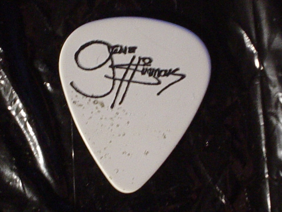 KISS Gene Simmons Signature Alive Worldwide 1996 1997 Tour GUITAR PICK ...