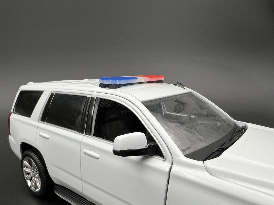 1/24 25 27 LED Ready Code 3 2700 Lightbar Blue Red Sheriff Highway ...