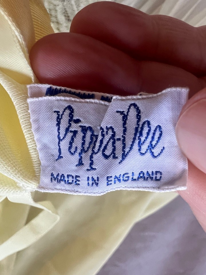 Vintage nylon full slip Pippa Dee lemon yellow 38”Silky Slippery Rare ...