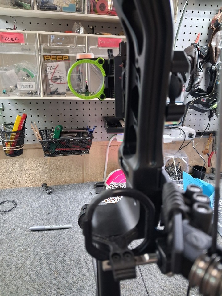 Bowtech Solution Ls Package Black Rh 70 | eBay