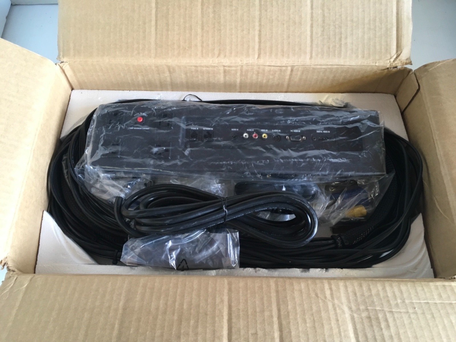 LG Electronics RJP-101ML Remote Jack Pack Auto-Sensing Multi-media ...