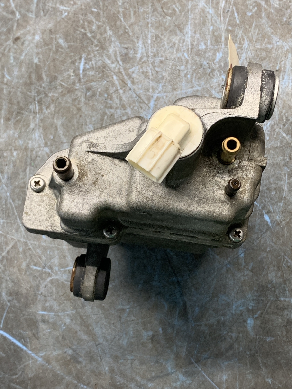 2006 Suzuki 150HP DF150 4 Stroke VST Fuel Vapor Seprator Tank 15600 ...