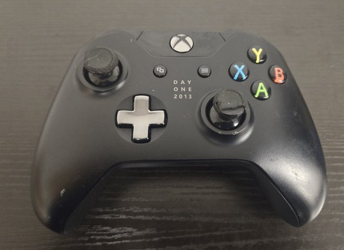 xbox one wireless controller - Microsoft Model 1537 - Black Day One ...