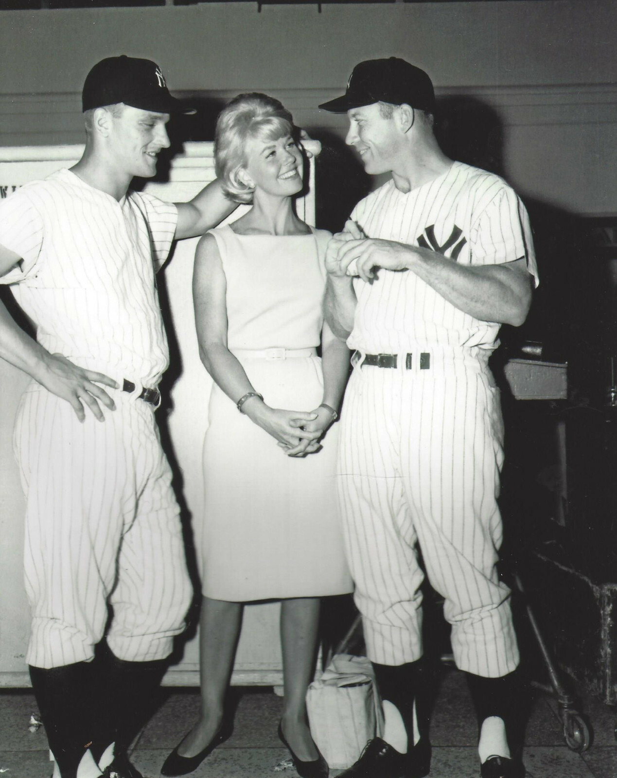 New York Yankees Mickey Mantle & Roger Maris with Doris Day 8x10 photo ...