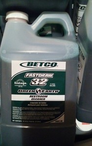 Betco FastDraw #32 Green Earth Restroom Cleaner - 2 Liters Makes 11 Gal ...