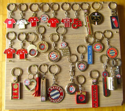 30 x FC Bayern München Schlüsselanhänger Keyring Meisterschale FCB Logo ...