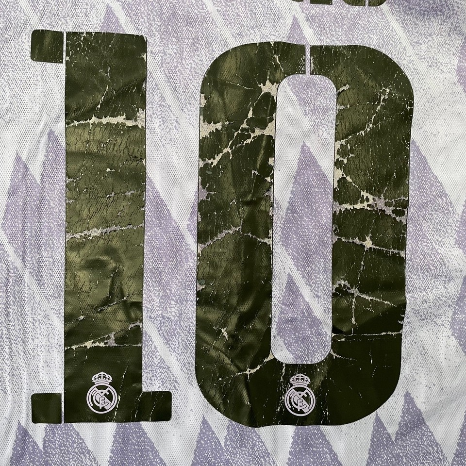 Real Madrid Modric Jersey Adult Large Purple Adidas Soccer Futbol Logo ...