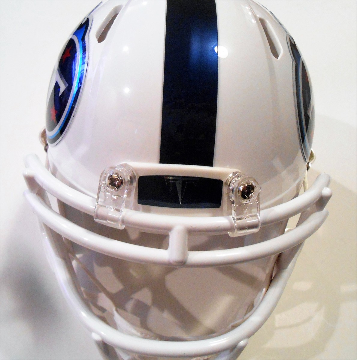 Marcus Mariota Helmet