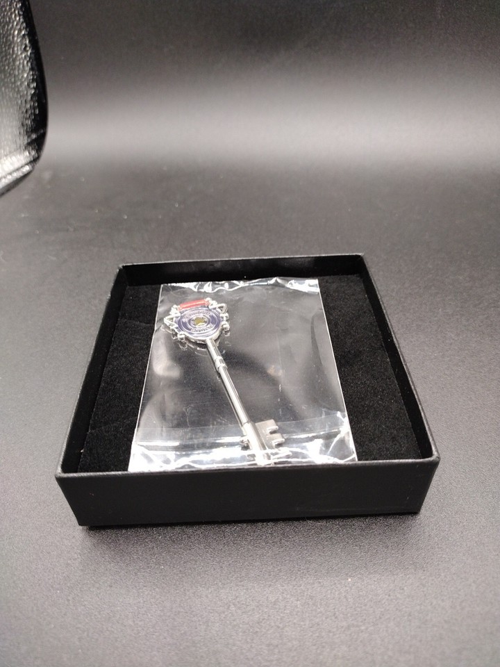 Raccoon Police Department RPD Badge & Key Lot S.T.A.R.S. Resident Evil ...