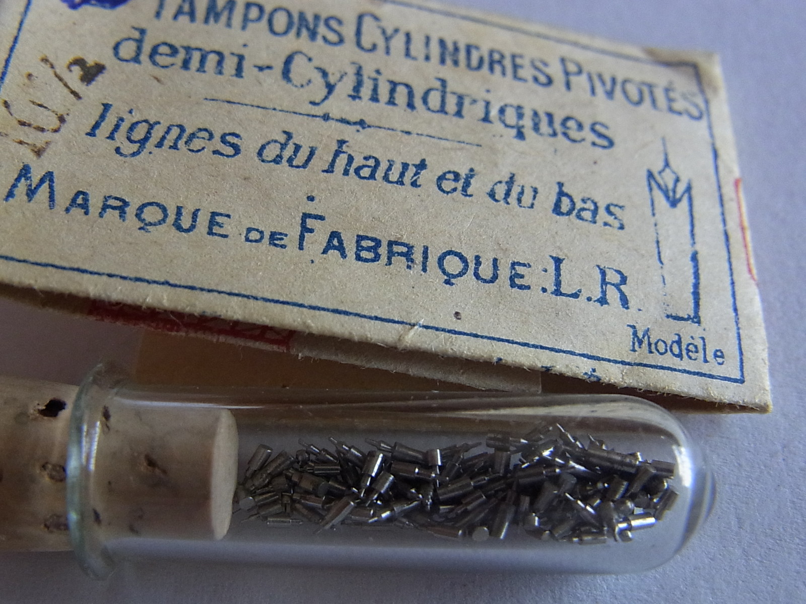 POCKET WATCH PARTS BALANCE STAFF PIVOTS for CYLINDER MOVEMENTS - MONTRE ...