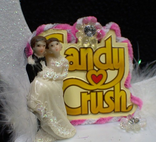 Wedding cake topper W/Saga Candy Crush Game Facebook Birthday, Groom ...