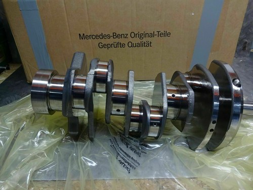 Standard Kurbelwelle Mercedes OM642 3,0 CDI A6420302601 A6420302401 neu ...