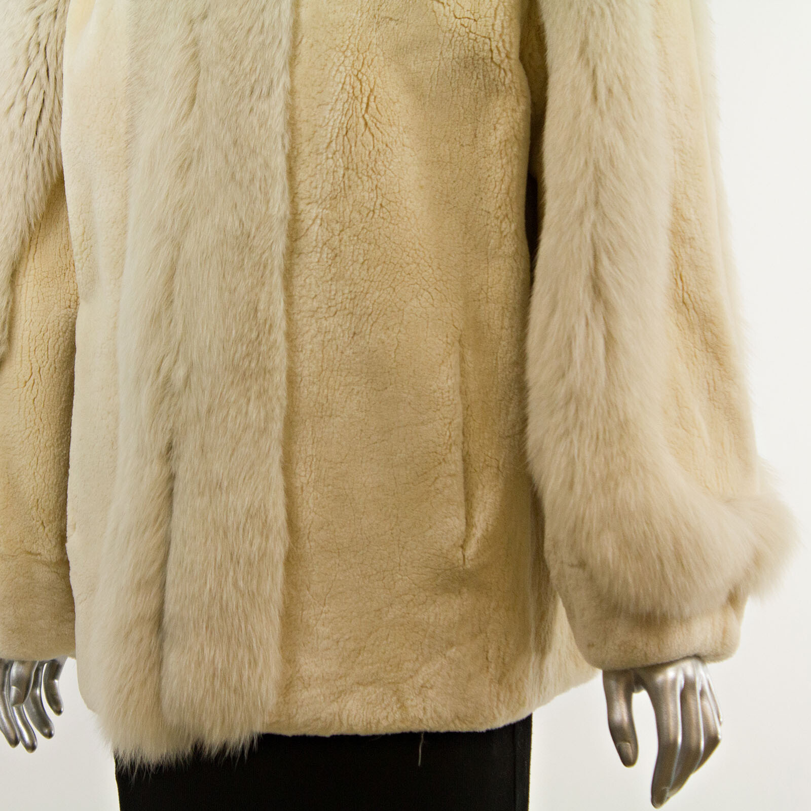 Sheared Beaver Jacket with Fox Tuxedo Trim- Size M (V… - Gem