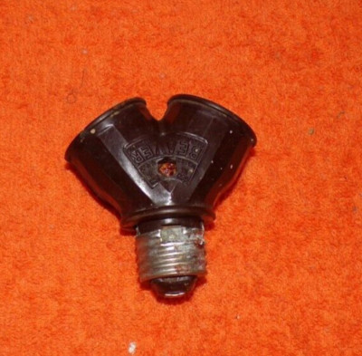 Sockets - Bakelite Lamp Socket