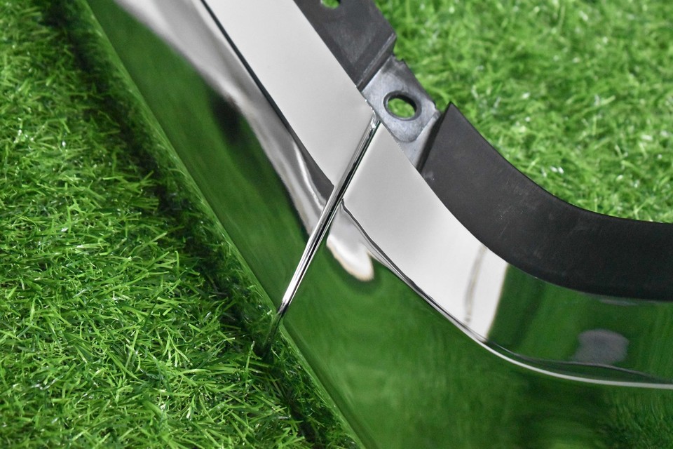 CH1217102C Front Upper Grille Molding Trim For Ram 2500 3500 2019-2024 ...