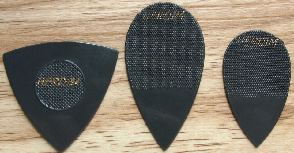 Vintage Guitar Picks - 3pc 1960's Grey Nylon Herdim Old Guitar Pick ...