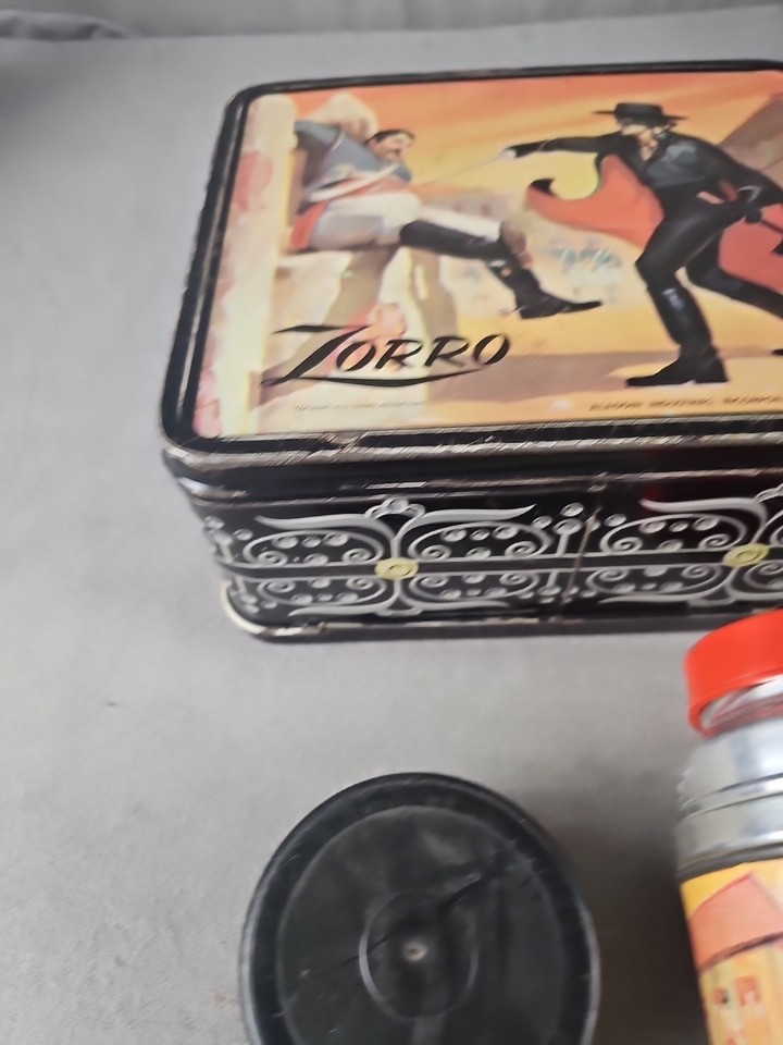 Vintage 1958 Aladdin Disney Zorro Walt Disney Lunch Box With Thermos | eBay
