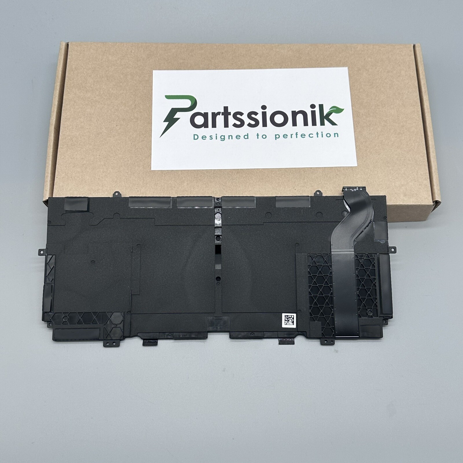 Dell XPS 13 7390 13.3" Genuine Laptop Battery 51Wh 7.6V 52TWH NN6M8 | eBay