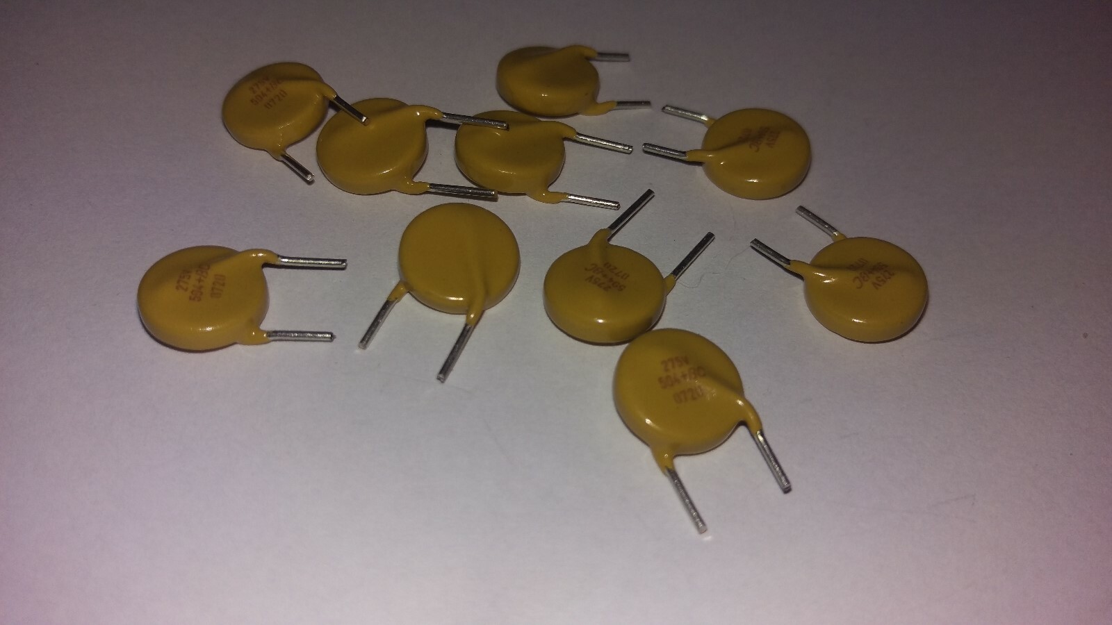 10x Varistor 275VRMS / 2,5kA Vishay VDRS10 | eBay
