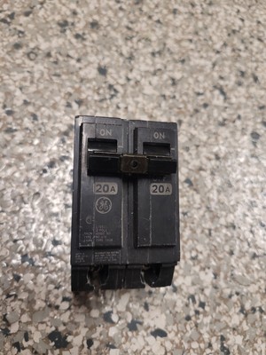 Circuit Breakers - E11592 Circuit Breakers