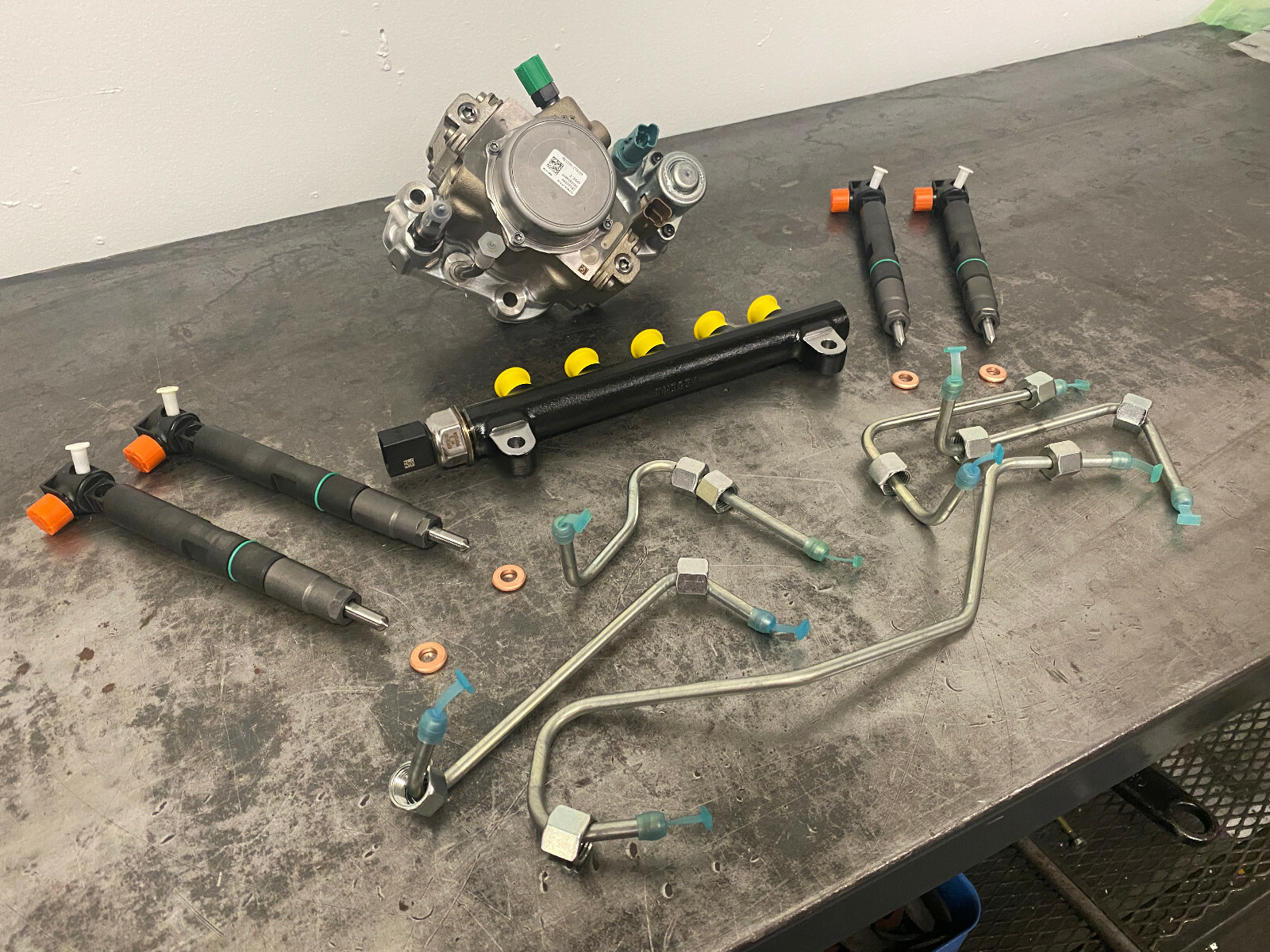 OEM BOBCAT DOOSAN D34 FUEL SYSTEM KIT - FREE SHIPPING