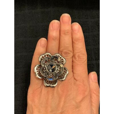Silver toned Flower Ring 2" | eBay