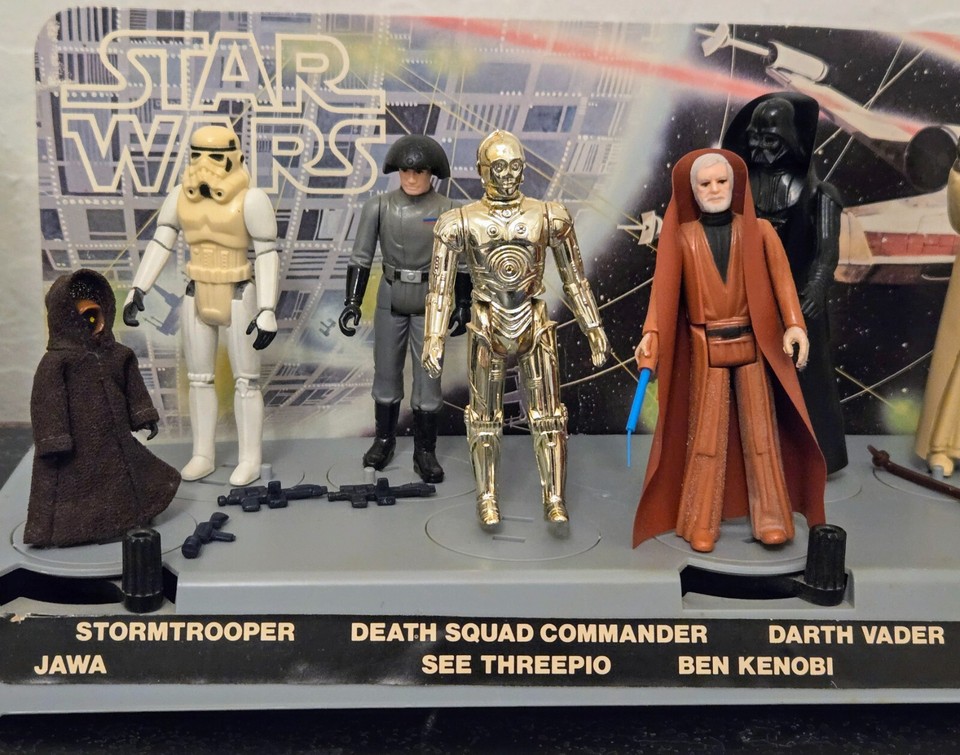 Original - First 12 Star Wars Action Figures from 1977 w/ Mail Away ...