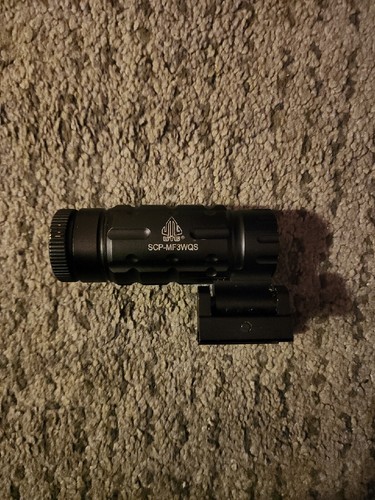 Leapers UTG 3X Magnifier W/Flip To Side QD Mount-W/E Adjustable-SCP ...