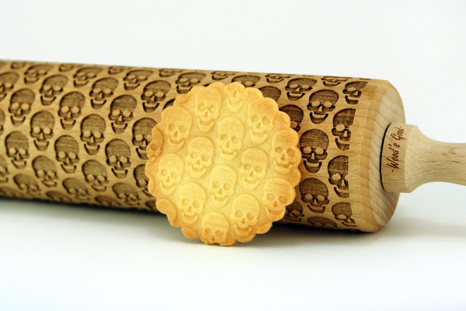 Engraved SKULLS wooden rolling pin pastry dough laser embossing rolling ...