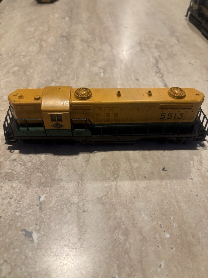 Reading Lines Diesel Locomotive HO Scale Powered Engine No. 5513 | eBay