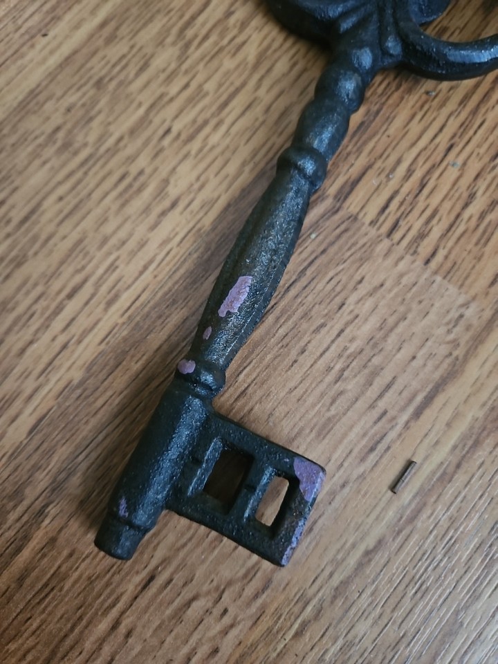 Antique Huge Cast Iron Skeleton Key & Bone | eBay