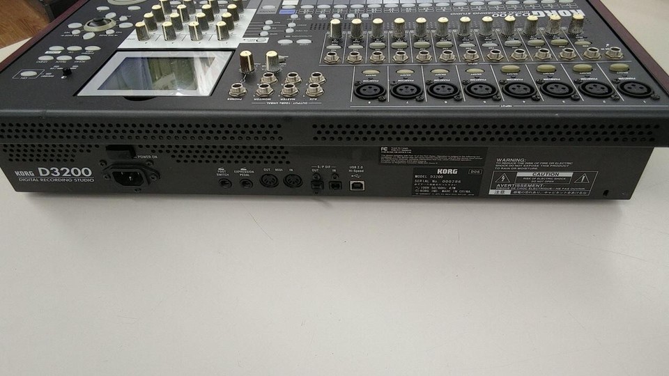 Korg D3200 32-Track Digital Studio Desktop Recorder w/cable Only Power ...