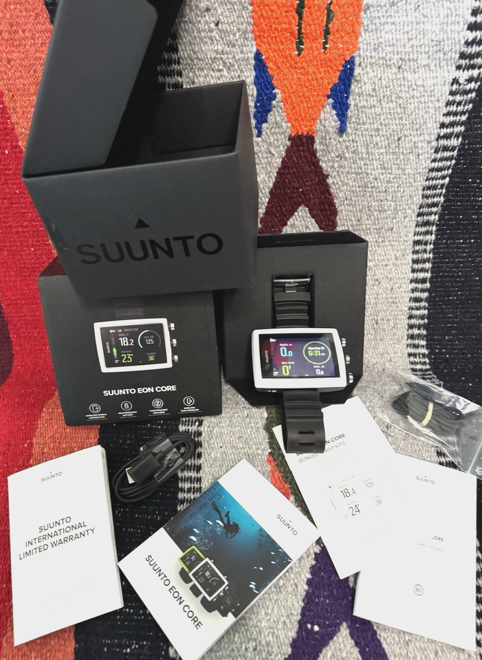 Suunto EON Core Dive Computer w/ Tank Pod Wireless Transmitter ~ White ...